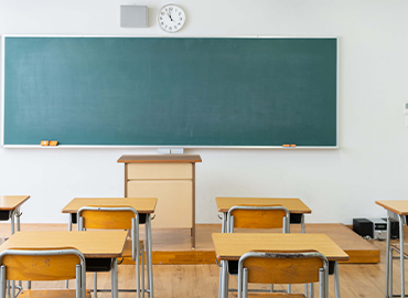 School benches that are affordable and durable